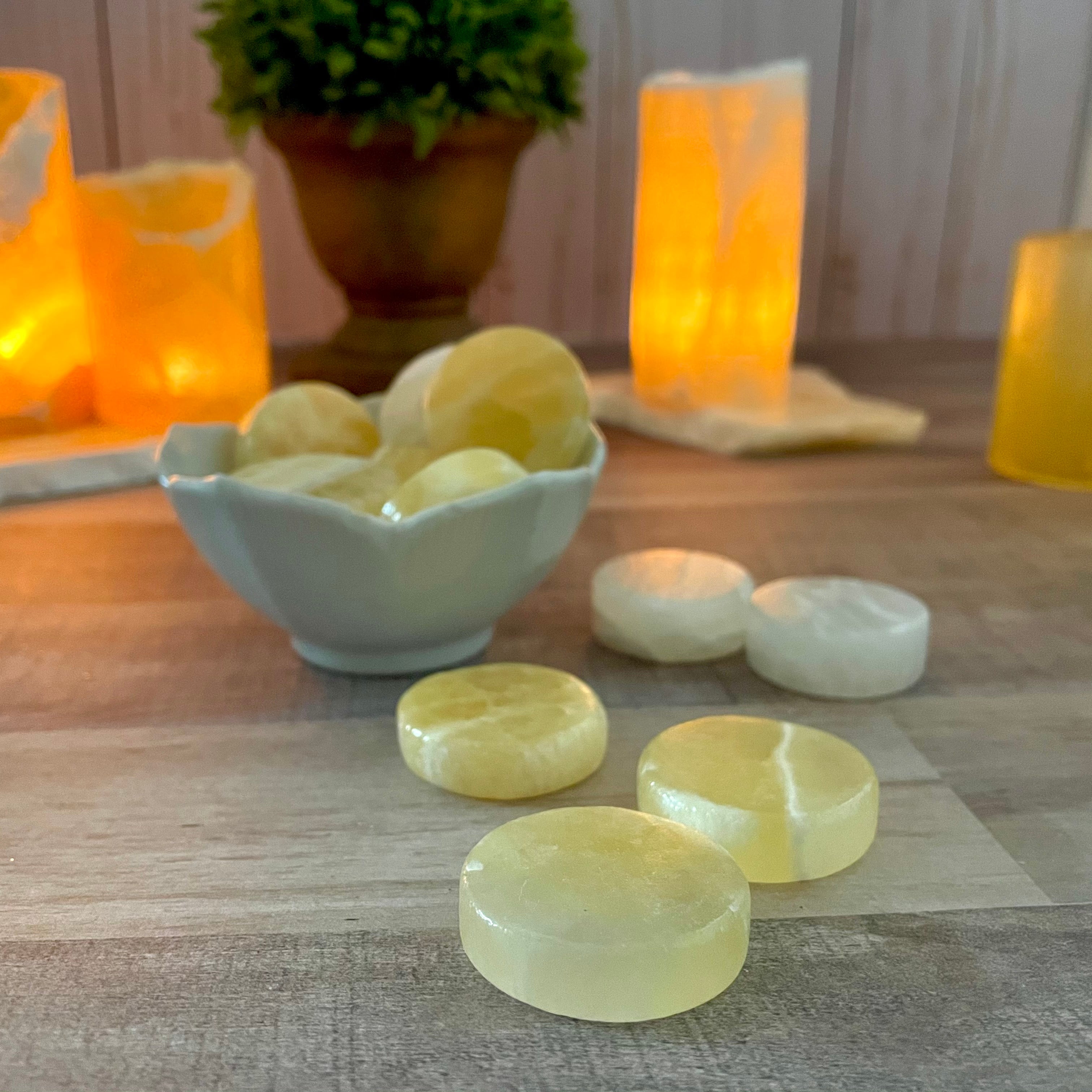 Token of Happiness – Peaceful Stone Lights